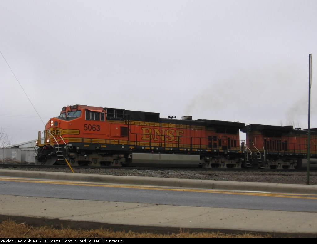 BNSF 5063